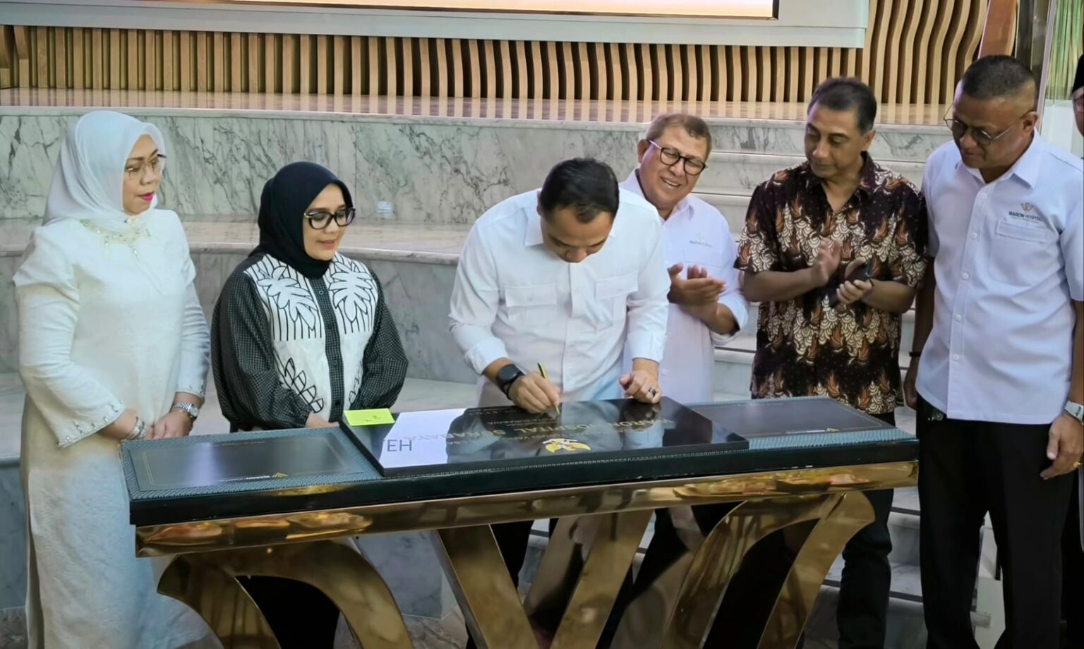 Waron Hospital Resmi Dibuka, Wali Kota Surabaya Dorong Penguatan ...